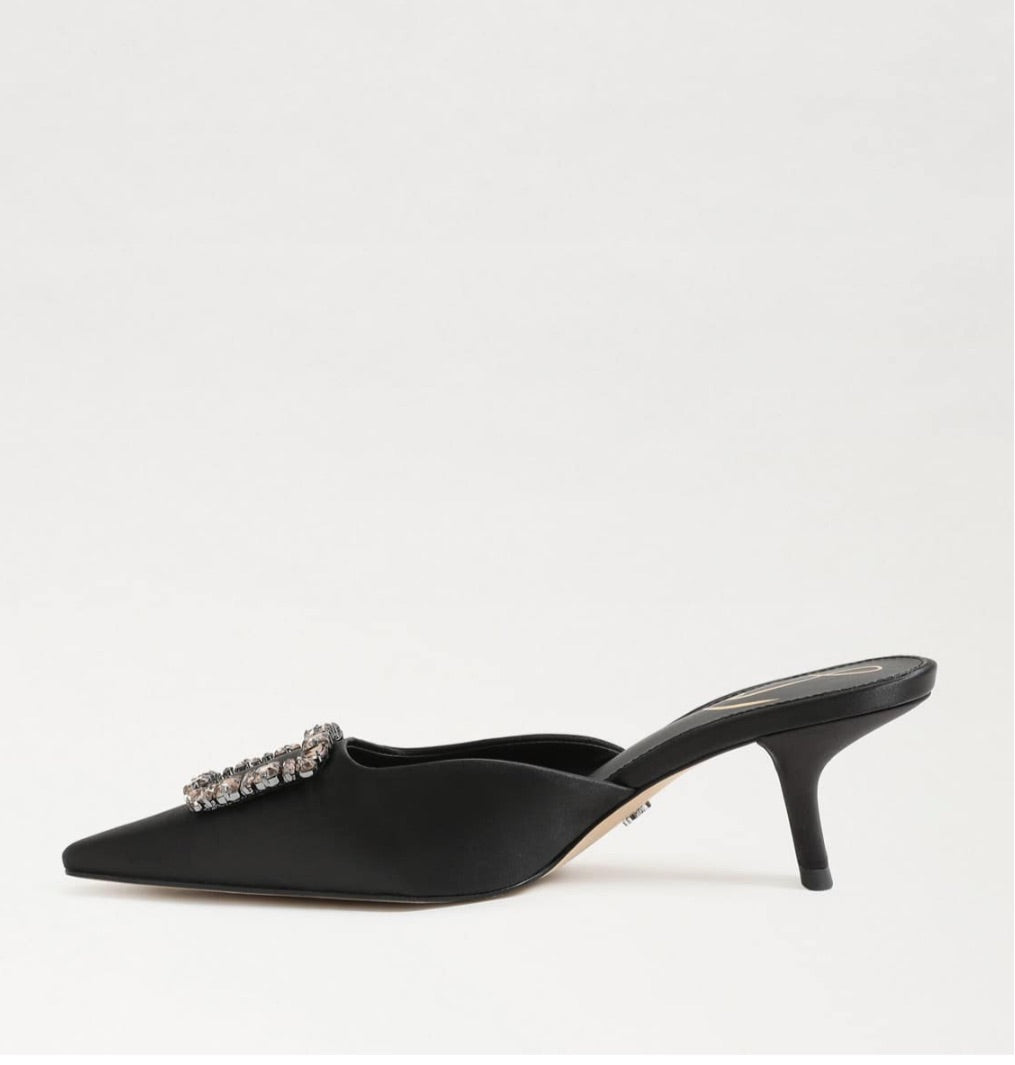 Brit Heel in Black – Muse Shoe Studio